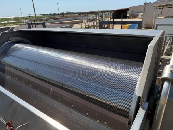 Screen Dewatering 2m long x 600mm Dia 2mm gap Stainless Steel ...