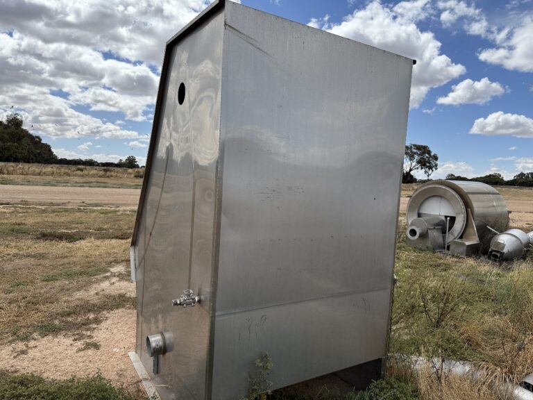 Screen Static Stainless Steel 1.5m wide x 1.8m high Water treatment ...